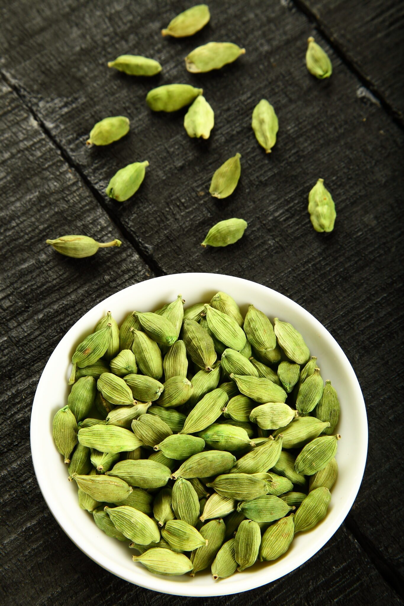 Green Cardamom: The Tiny Pod with Big Flavor - Beyond Chutney